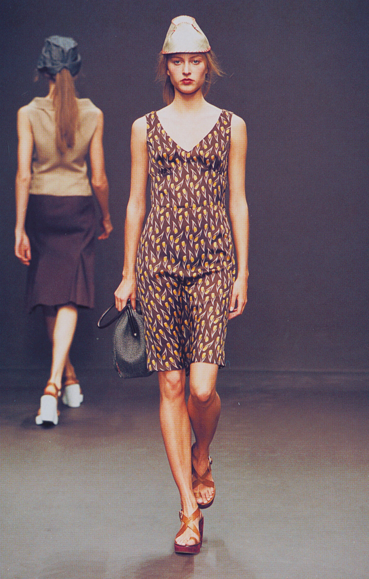 Fall Winter 2000 Fashion Show | Miu Miu