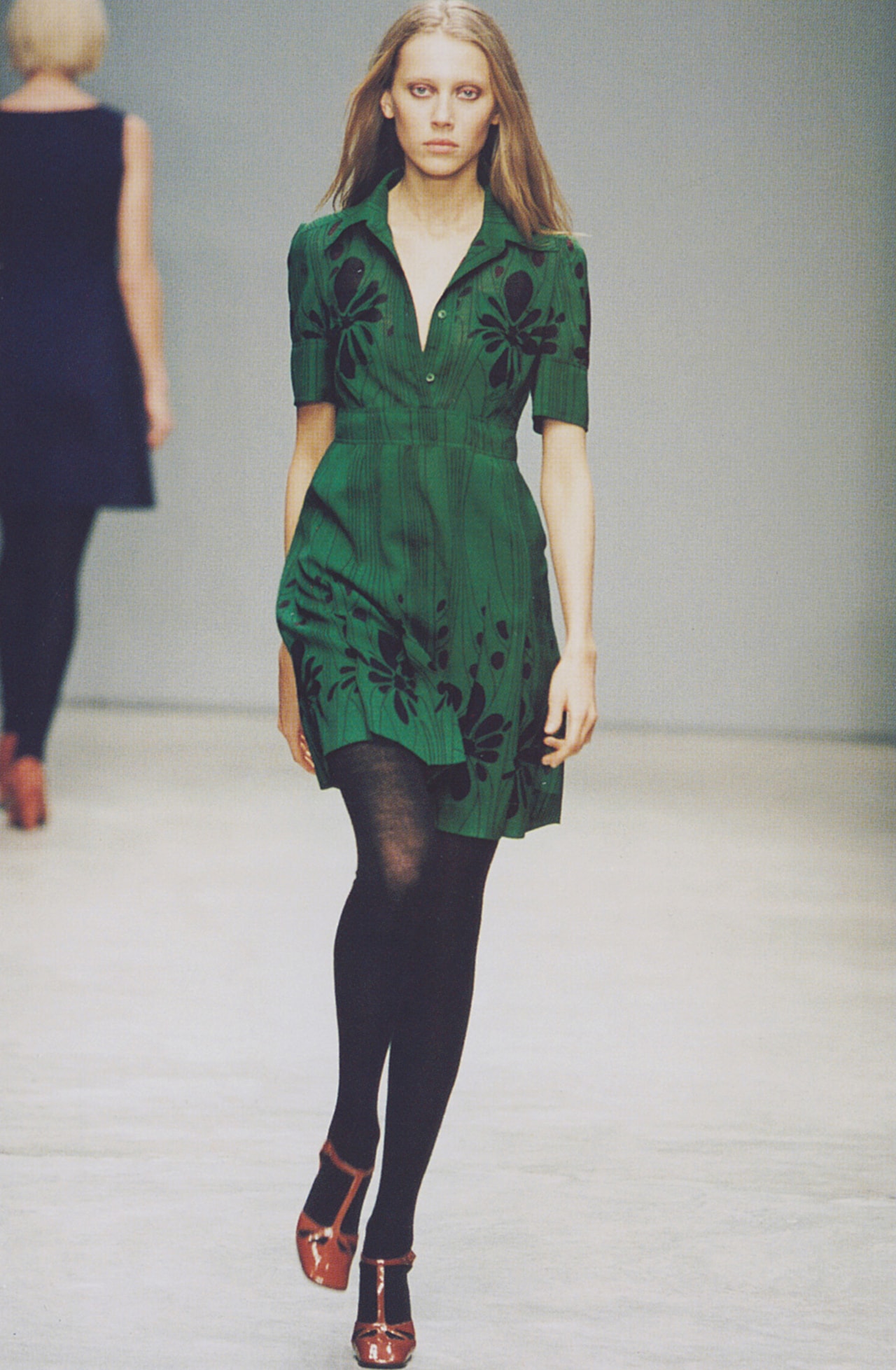 Fall Winter 2001 Fashion Show | Miu Miu