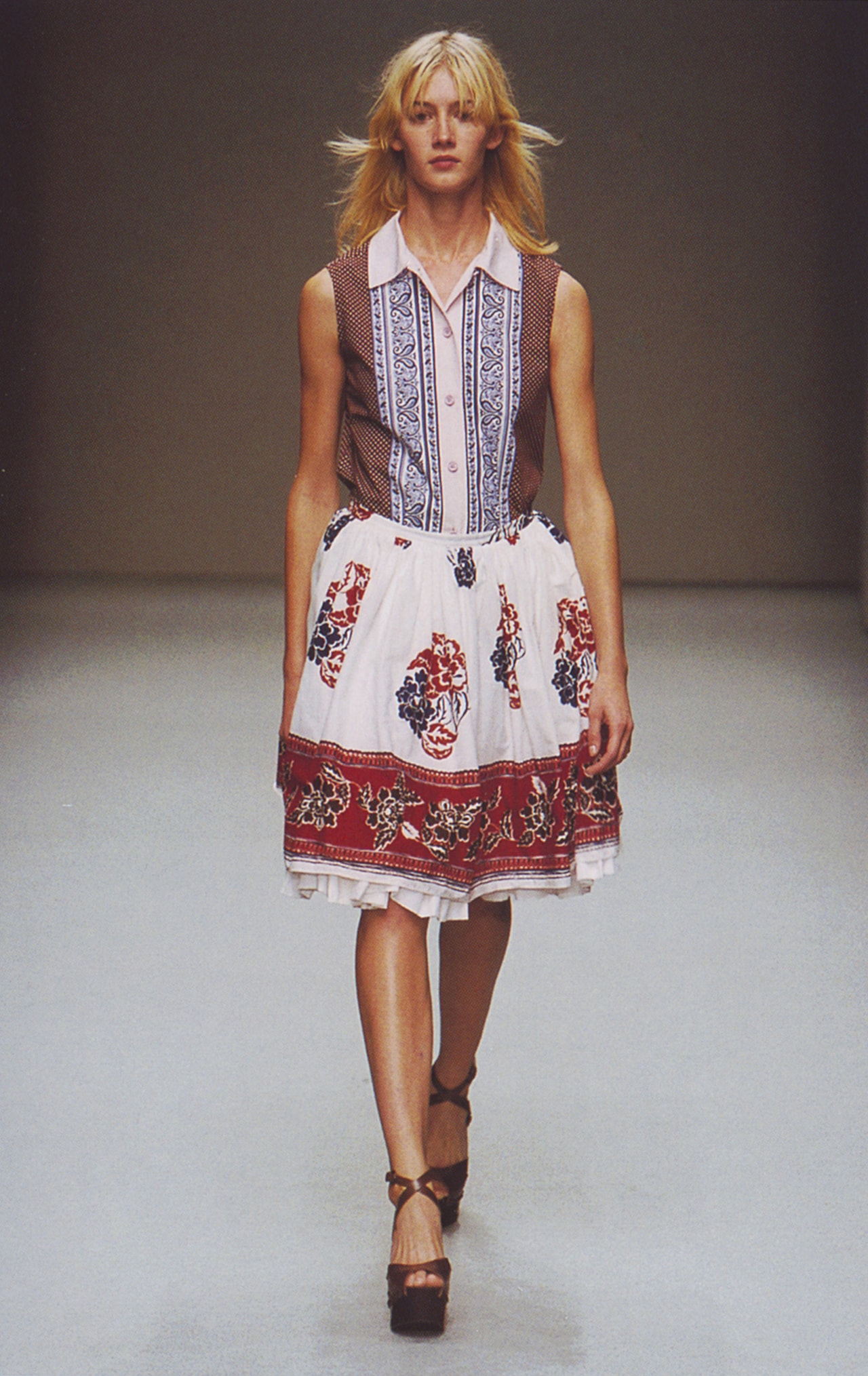 Spring Summer 2002 Fashion Show | Miu Miu