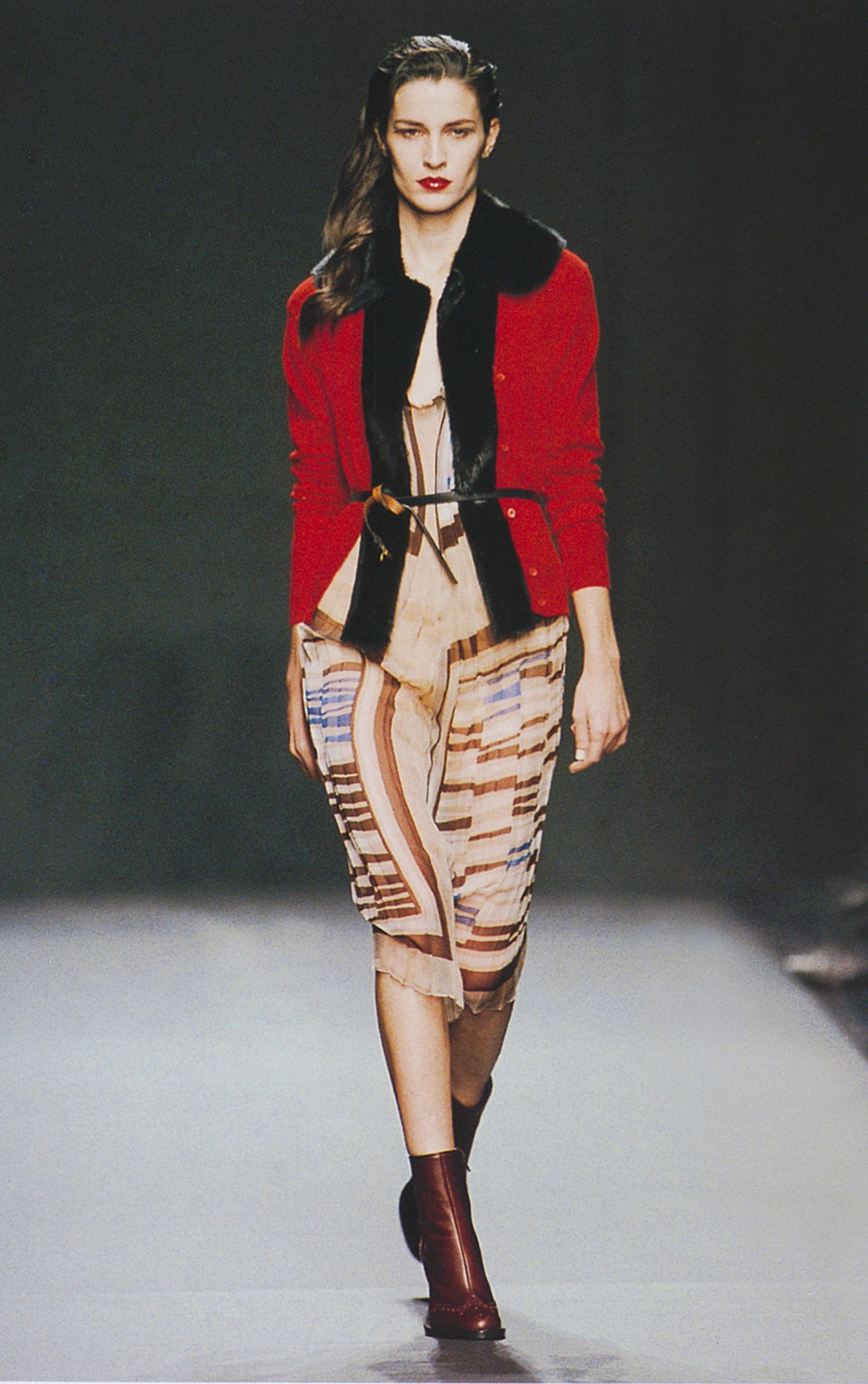 Fall Winter 2003 Fashion Show | Miu Miu