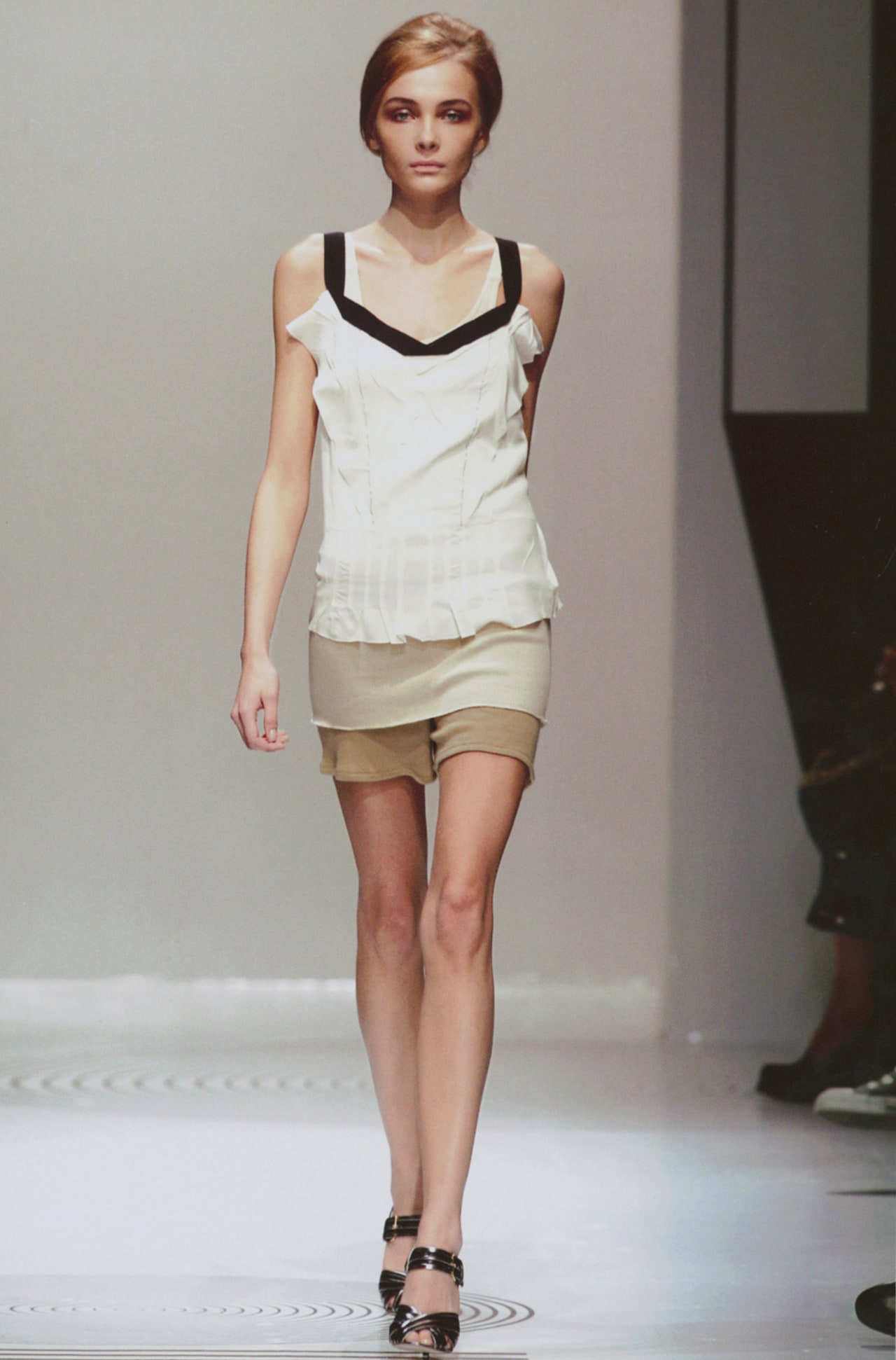 Spring Summer 2006 Fashion Show | Miu Miu