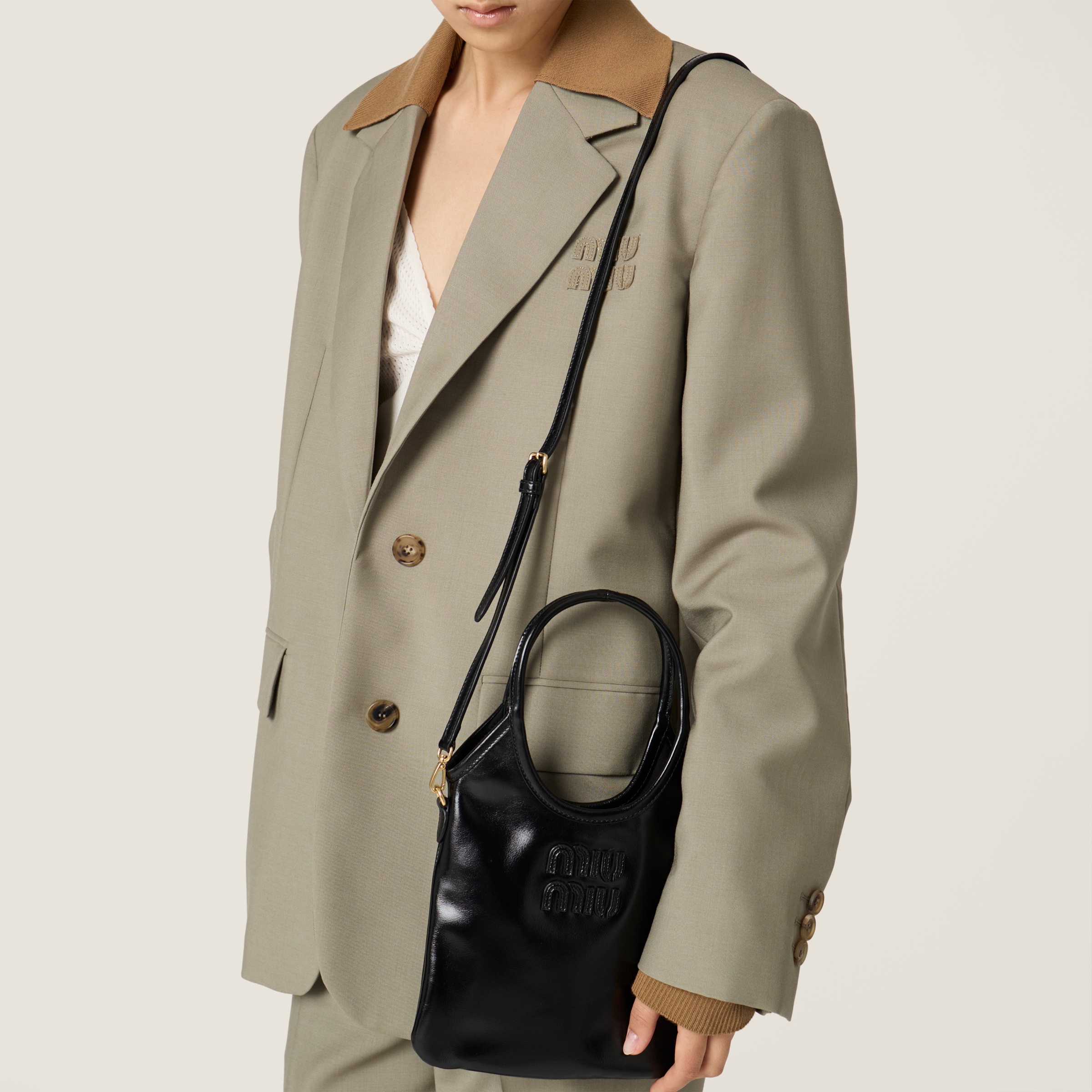 Black Ivy Leather Handbag | Miu Miu
