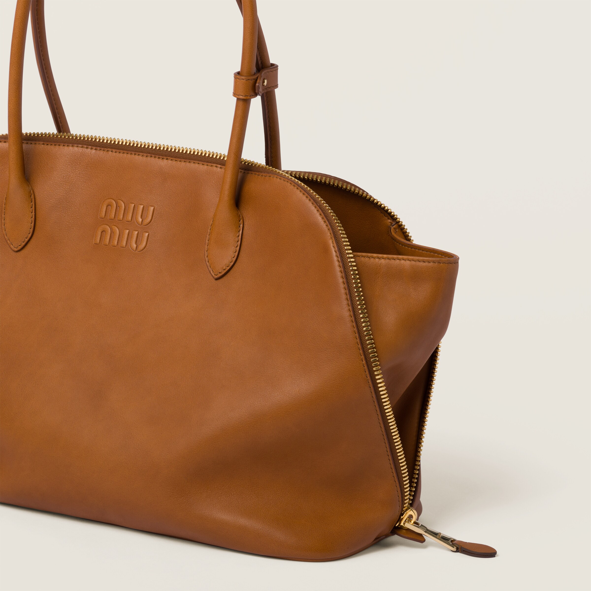 コニャック レザー バッグ | Miu Miu コニャック レザー バッグ | Miu Miu