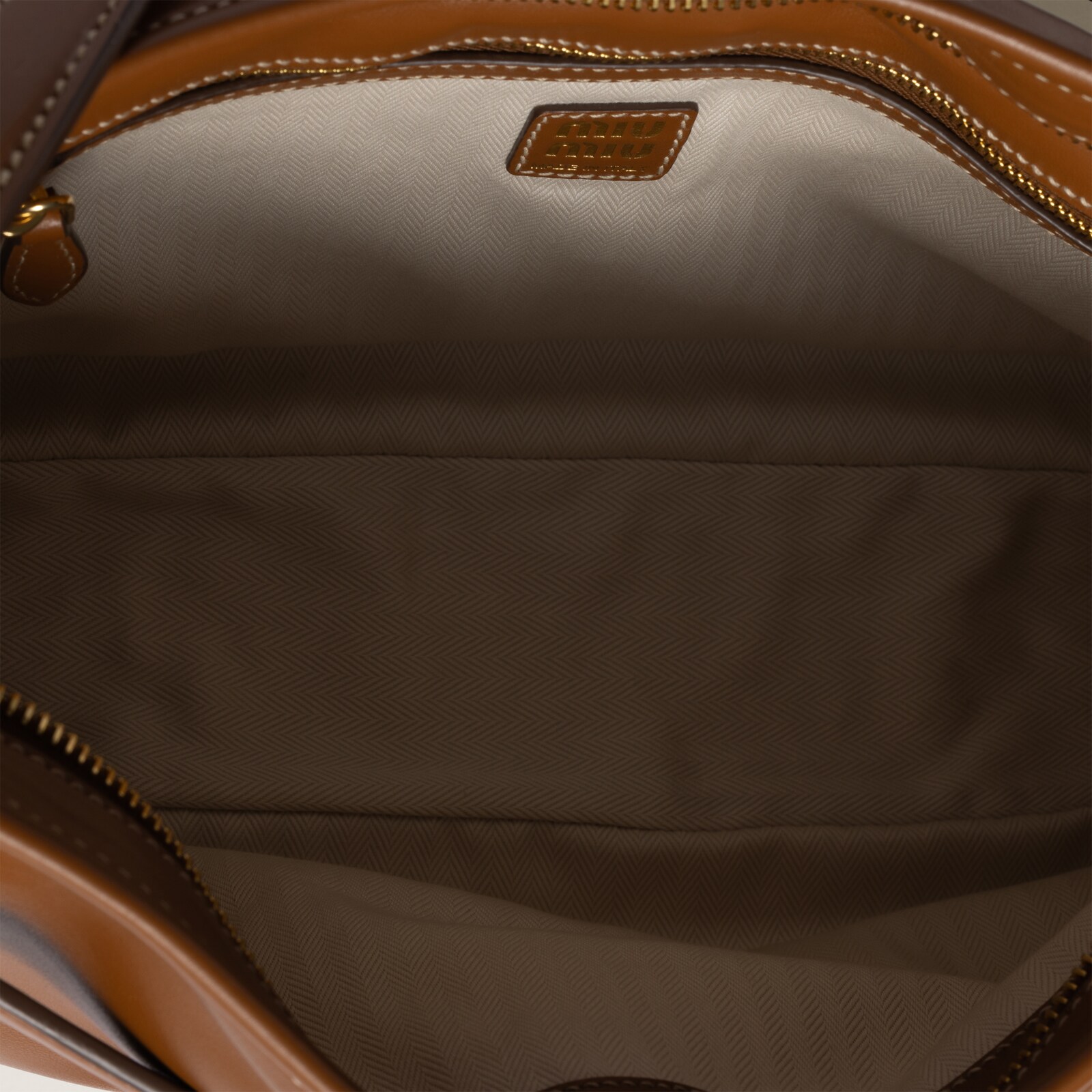 Cognac Aventure Leather Bag | Miu Miu