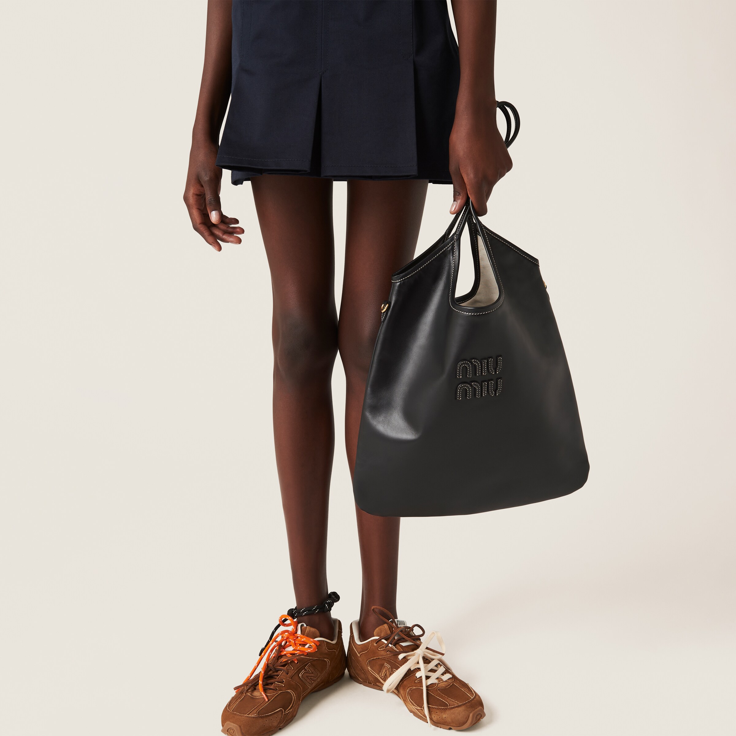 Black Ivy Leather Bag | Miu Miu
