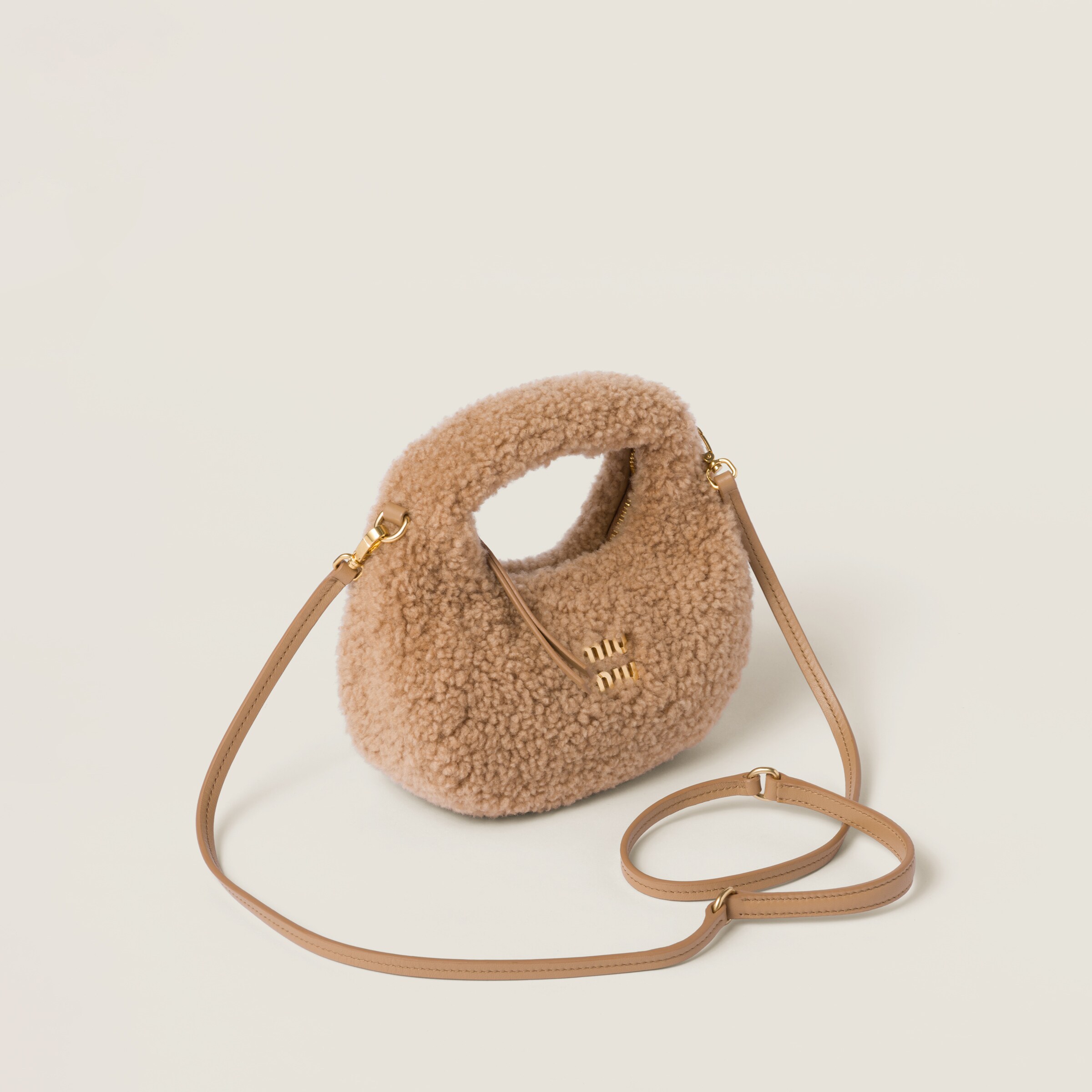 Caramel Wander Shearling Hobo Bag With Leather Details | Miu Miu