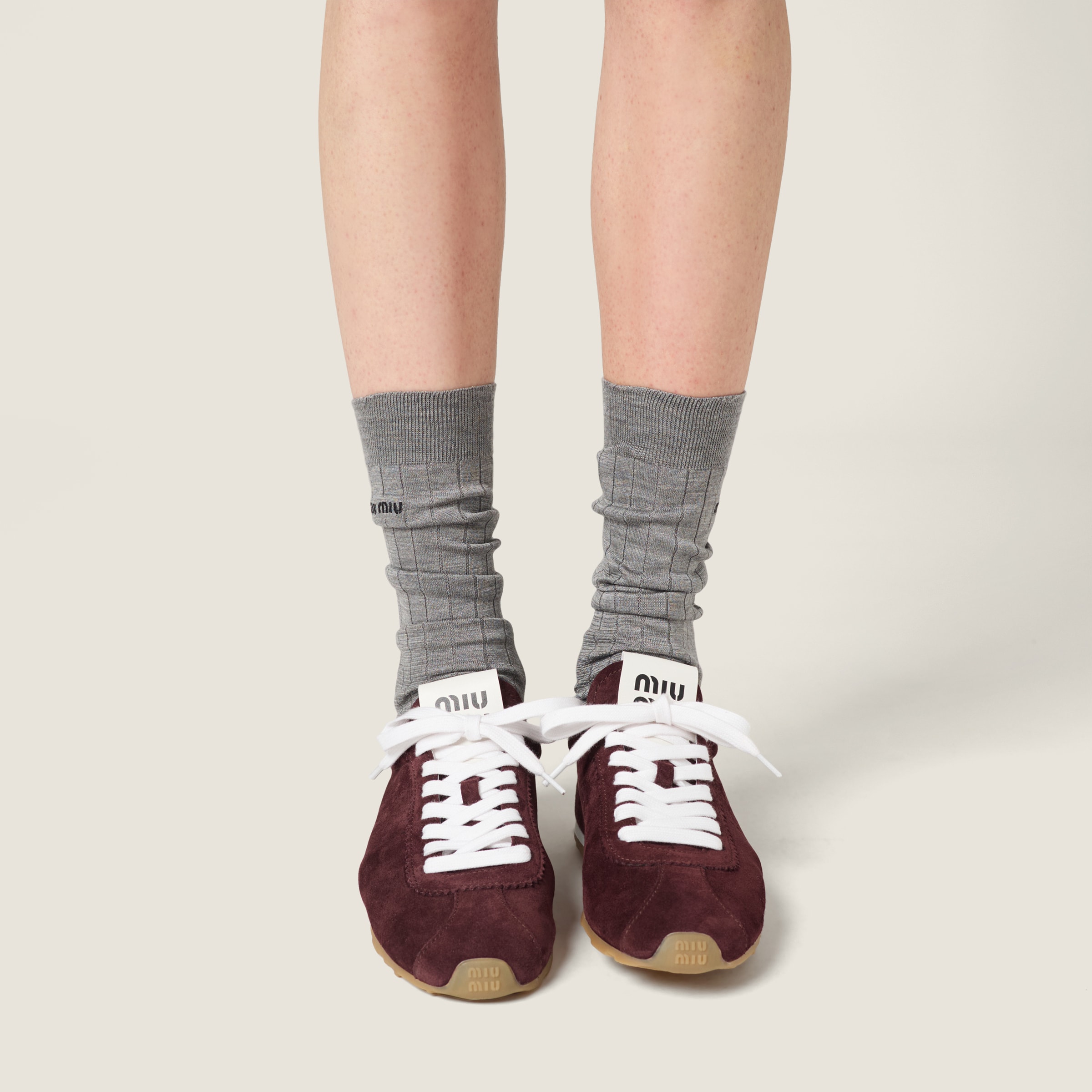Sneakers Plume In Pelle Scamosciata Bordeaux | Miu Miu
