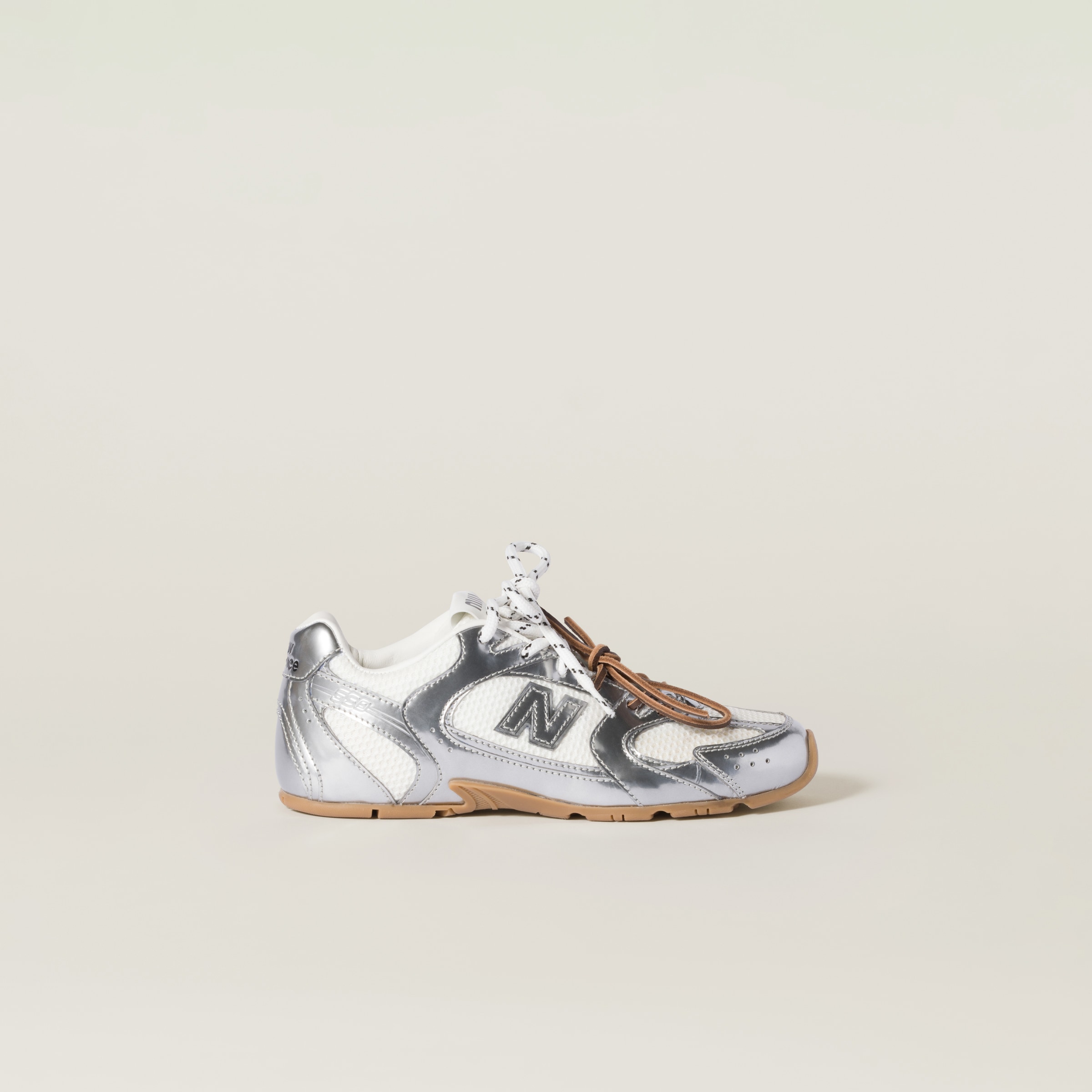 Silver New Balance X Miu Miu 530 Sl Metallic Leather And Mesh Sneakers | Miu Miu