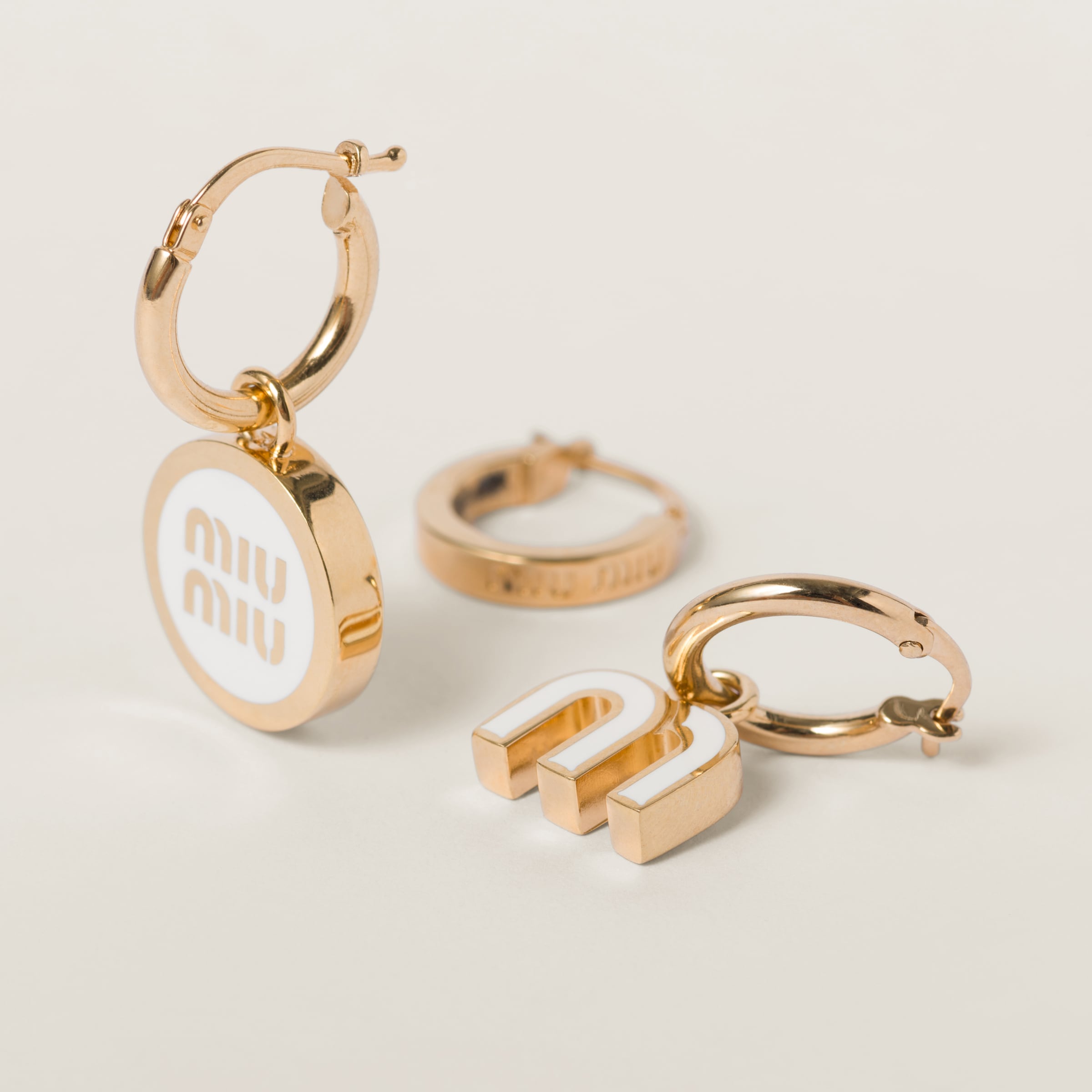 White Set Of Enameled Metal Earrings | Miu Miu