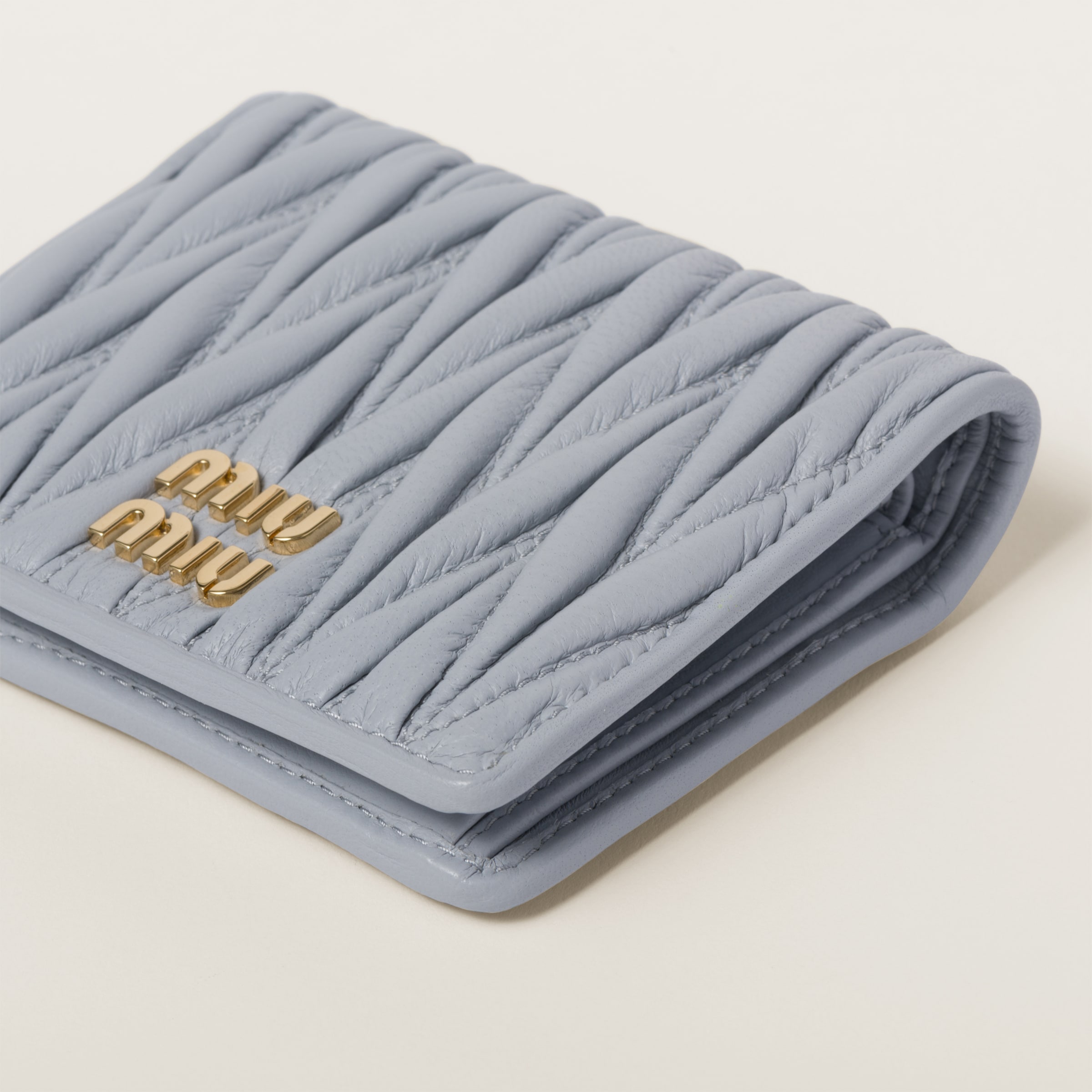 Pearl Gray Small Matelassé Nappa Leather Wallet | Miu Miu